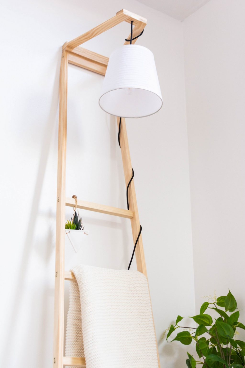 DIY Blanket Ladder with Lamp stand - The Nomad Studio